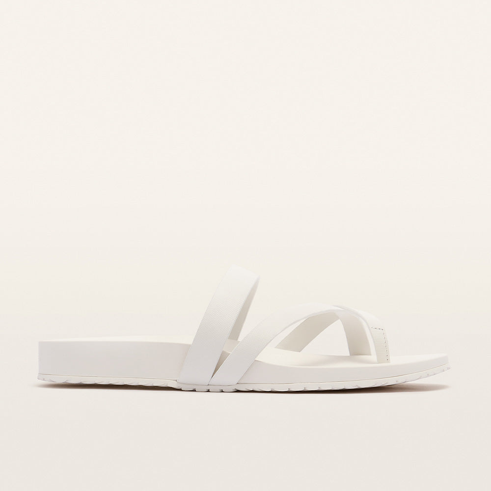 Isla Soft White Women's Coast | FRANKIE4